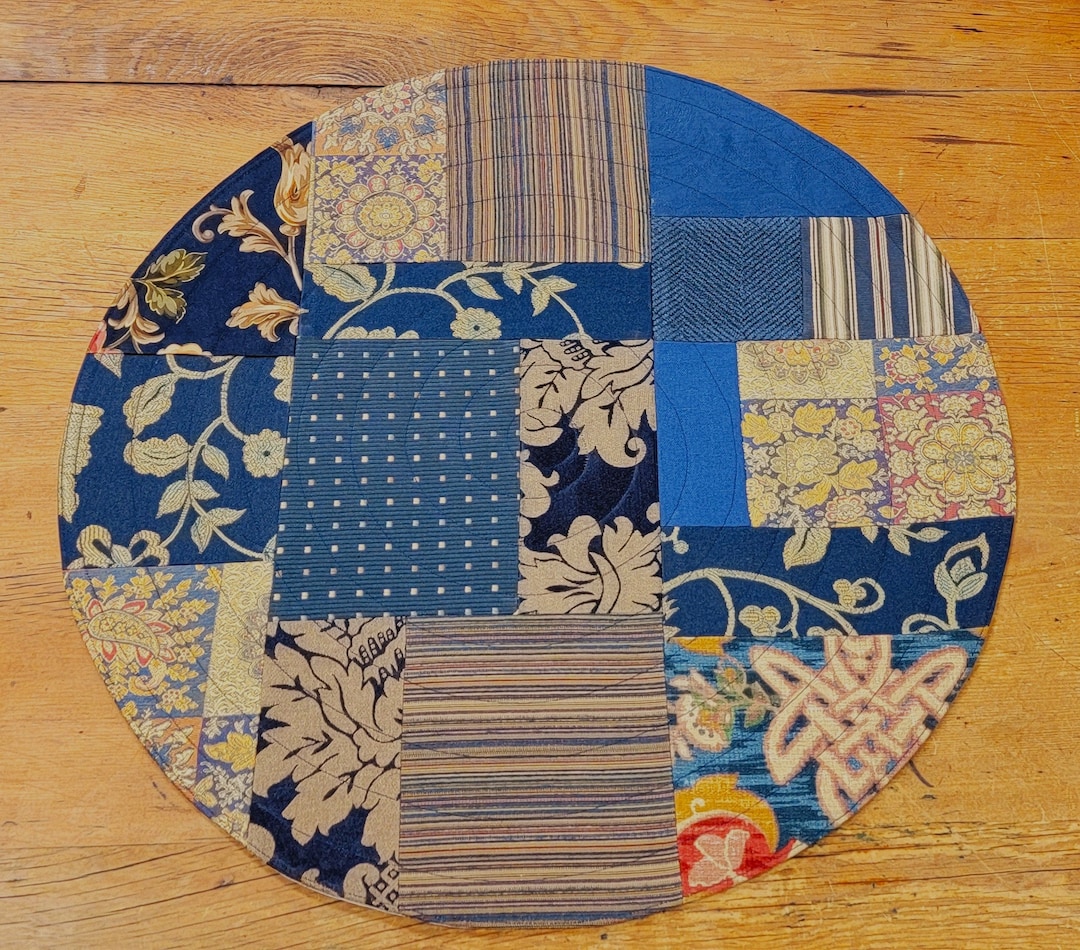 21 Round Quilted Table Topper/centerpiece Mat Patchwork Runner Blue ...