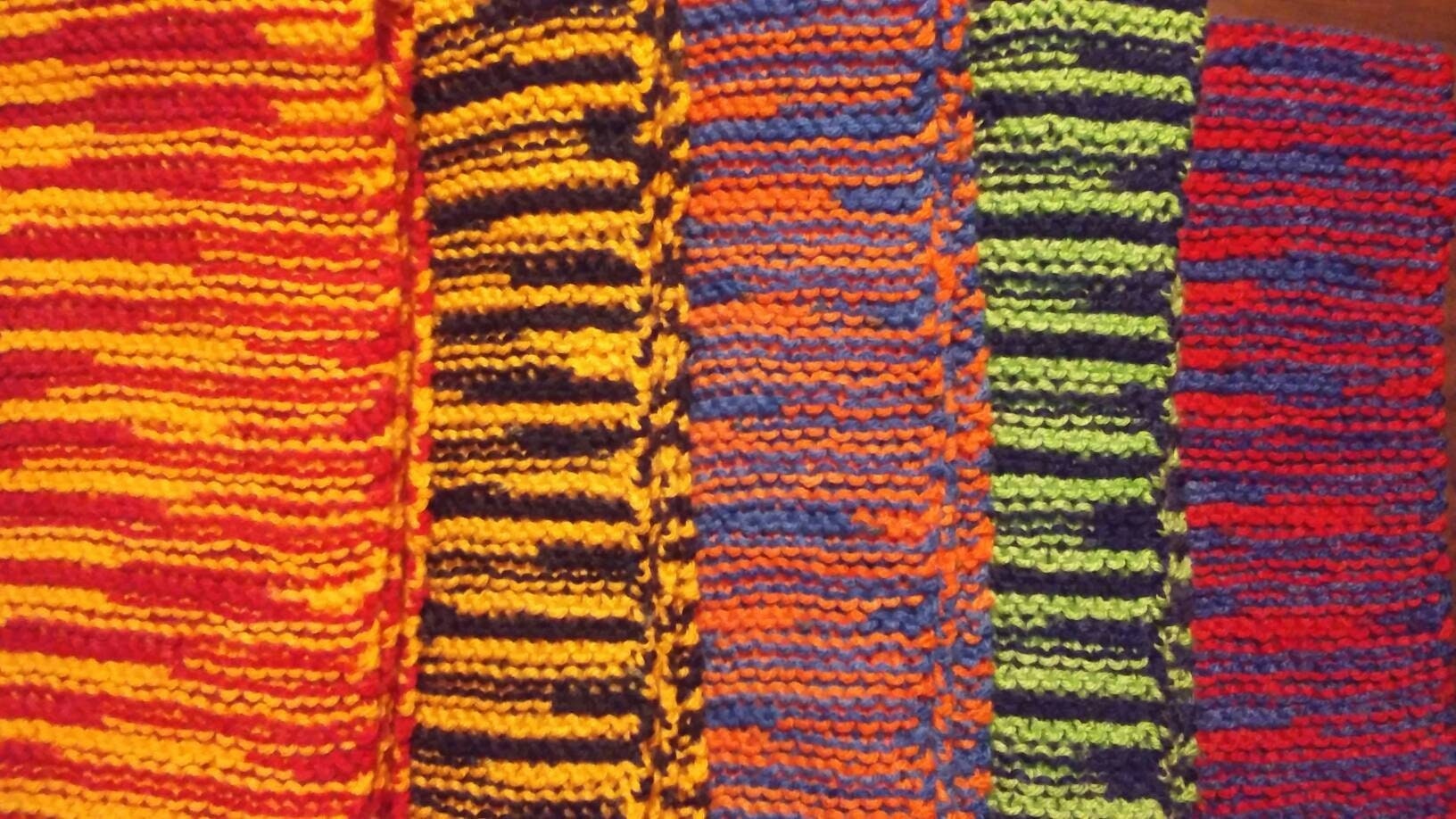 Red & Yellow Sports Team Colors Knitted Scarf ~~ Handmade Knit Child ...