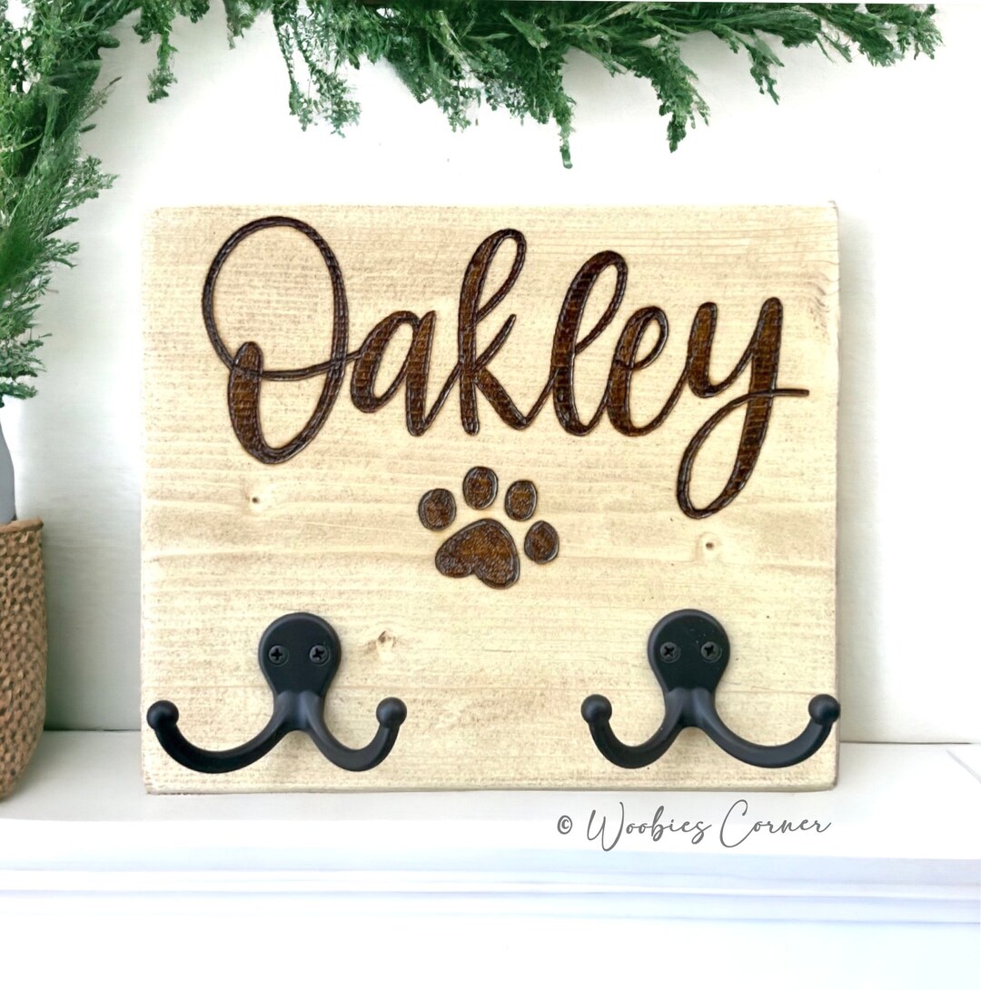Customizable Dogs Name Sign With Leash Hooks for Entryway Wall ...