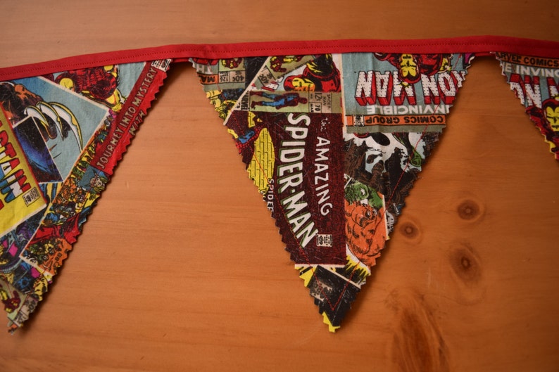 Marvel Superhero Banner/bunting, Avengers Retro Comic Book Fabric ...