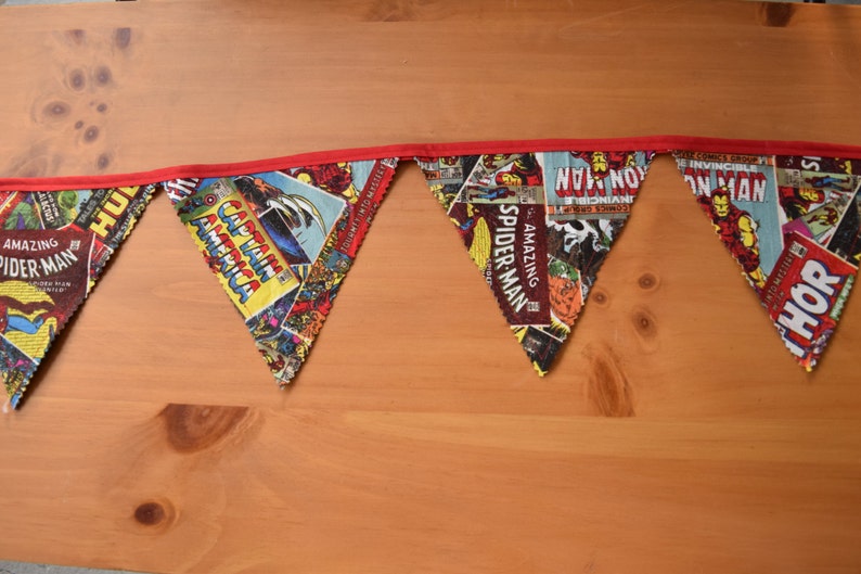 Marvel Superhero Banner/bunting, Avengers Retro Comic Book Fabric ...
