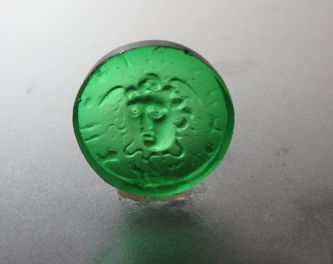 MEDUSA Greek GORGON Emerald Green Venetian Glass Cameo, Round ~ 20mm ...