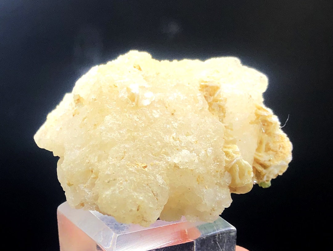 Terminated Pollucite Crystal, Pollucite Specimen , Rough Pollucite ...
