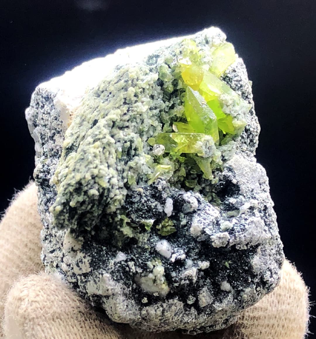 Sphene Titanite Specimen, Sphene Titanite Crystals, Sphene Titanite ...