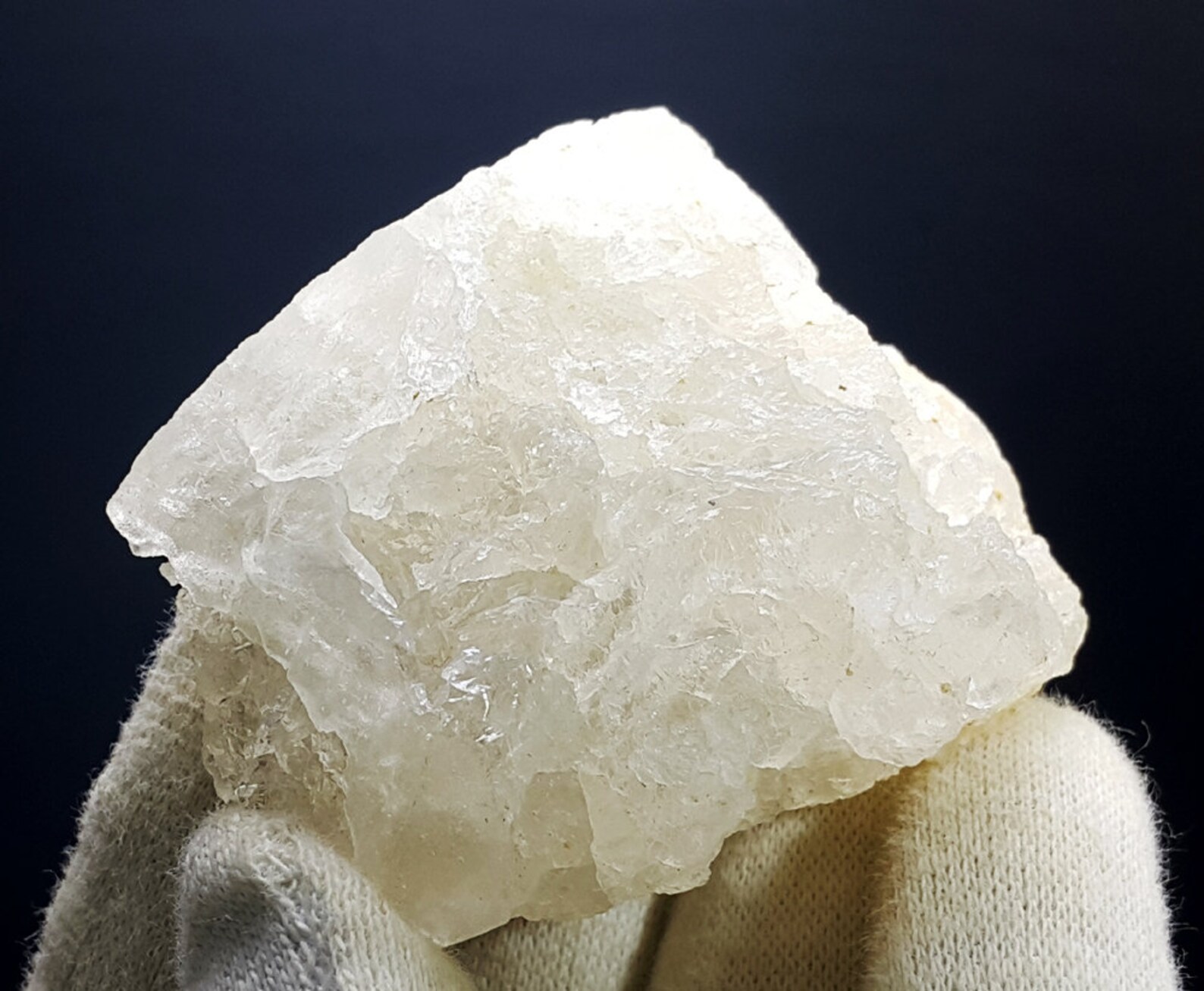 Raw Pollucite Crystal, Pollucite Specimen , Rough Pollucite, Pollucite ...