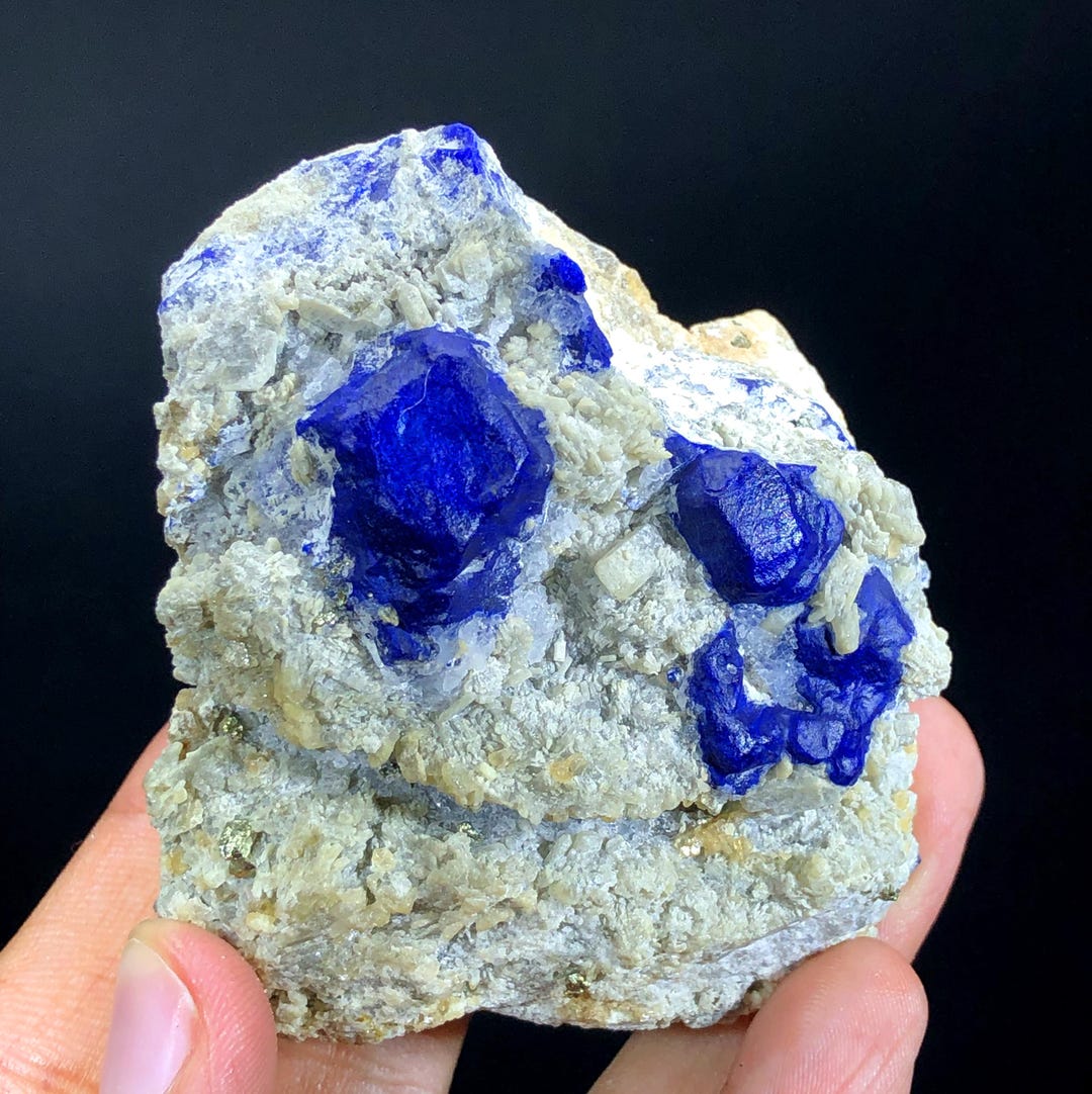 Natural Blue Color Lapis Lazuli Specimen, Raw Mineral, Blue Lazurite ...