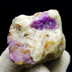 Fluorescent Hackmanite Crystal, Terminated Fluorescent Hackmanite, Raw ...