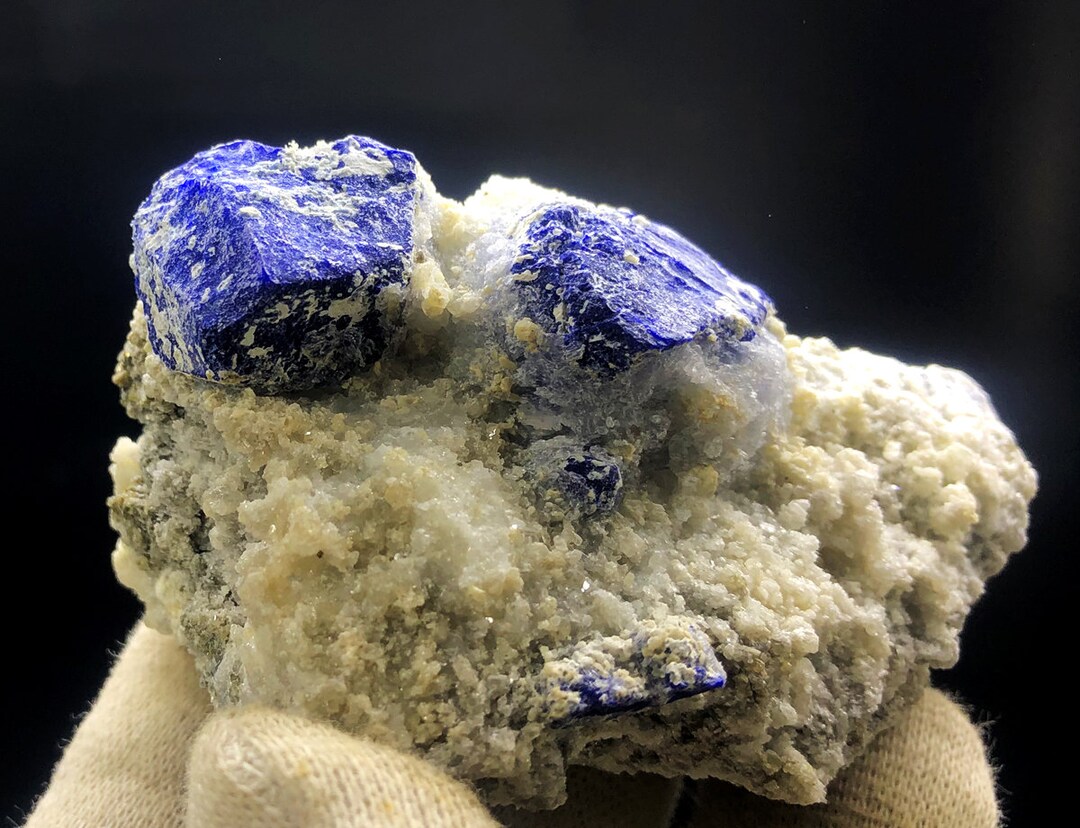Deep Blue Lazurite Specimen, Lazurite Minerals , Lazurite Crystal ...