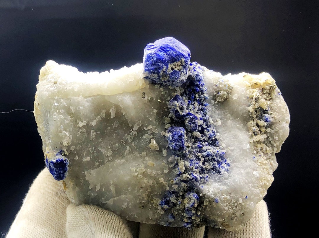 Deep Blue Lazurite Specimen, Lazurite Minerals , Lazurite Crystal ...