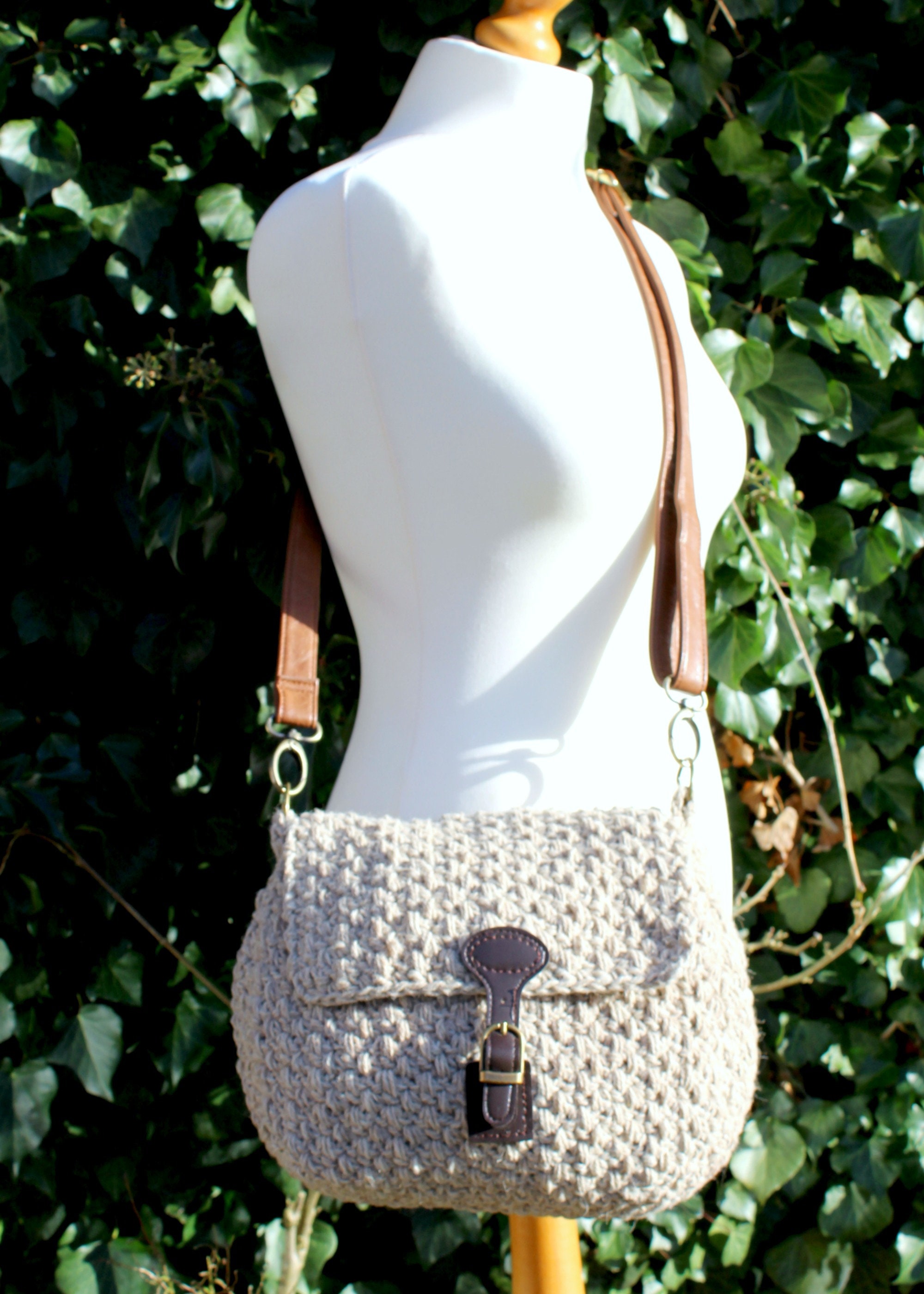 CROCHET PDF PATTERN: Bramble Saddle Bag | Crochet Bag, Crochet Handbag ...