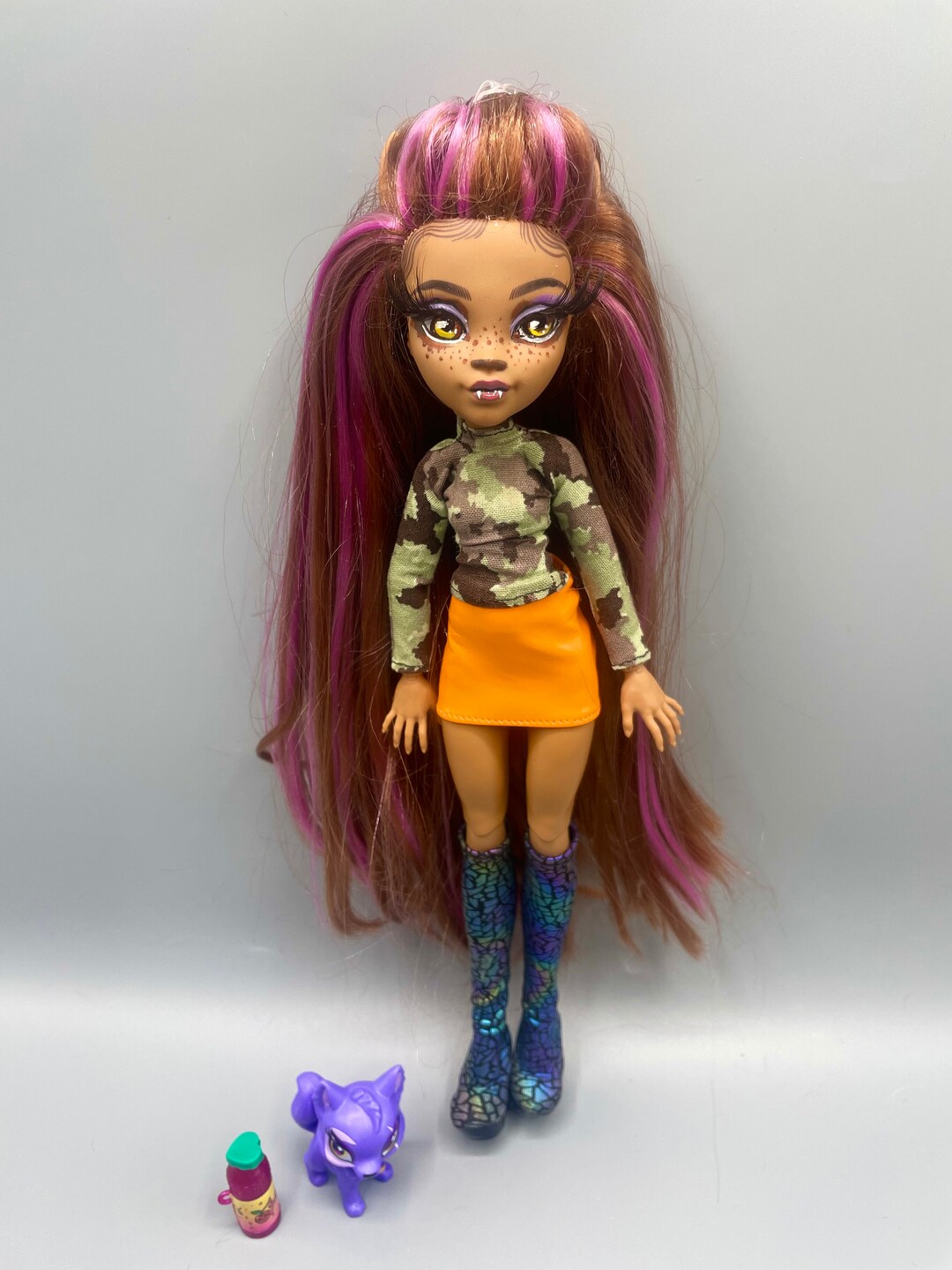 Custom MH Doll Clawdeen Wolf - Etsy