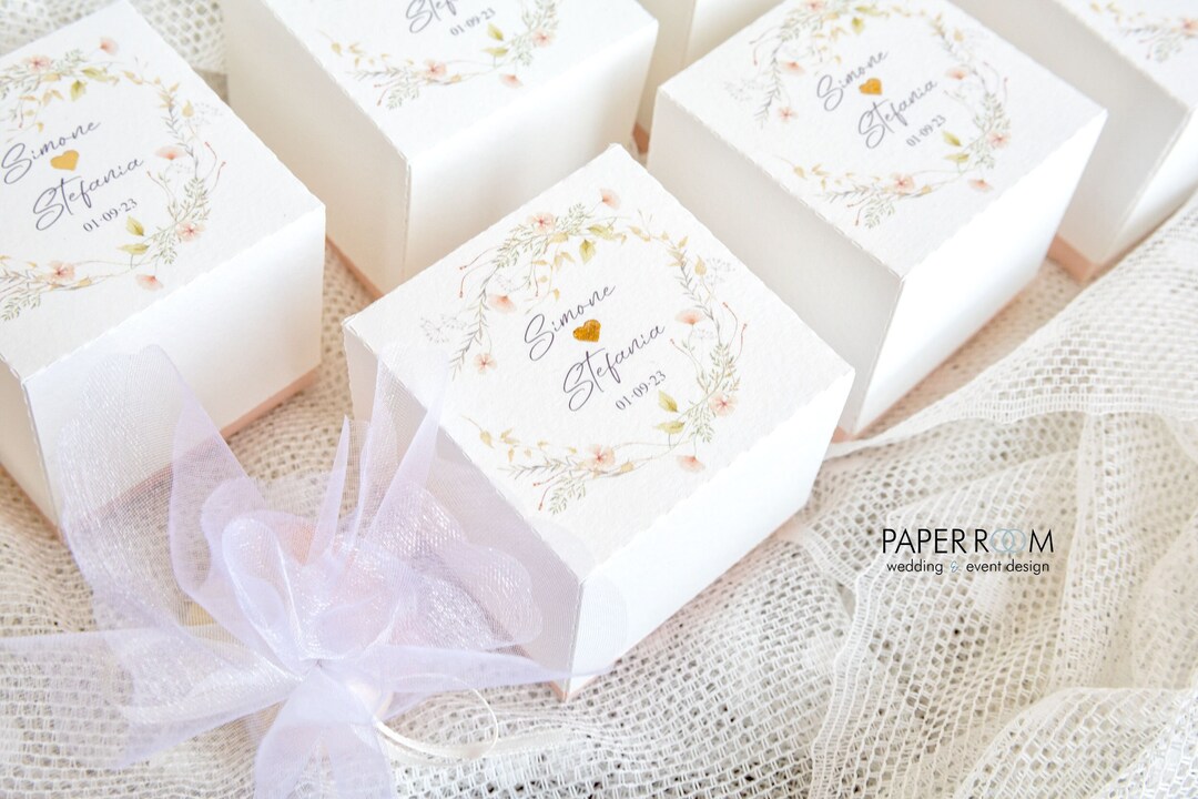 Floral Themed Wedding Confetti Boxes With Gold Foil Application Wedding ...
