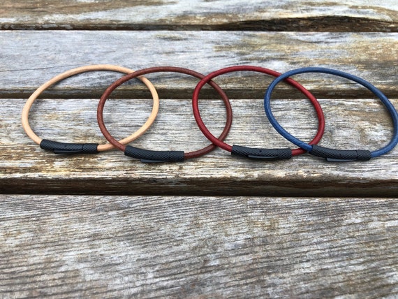 Thin black leather bracelet store