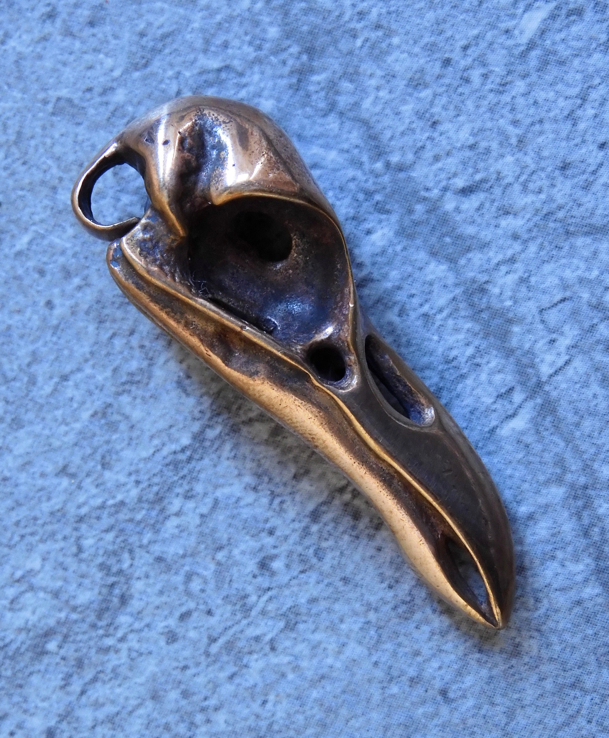 Cast Bronze Raven Skull Pendant - Etsy
