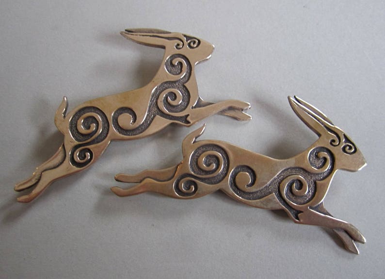 Large Rabbit Brooch or Pendant in Bronze - Etsy