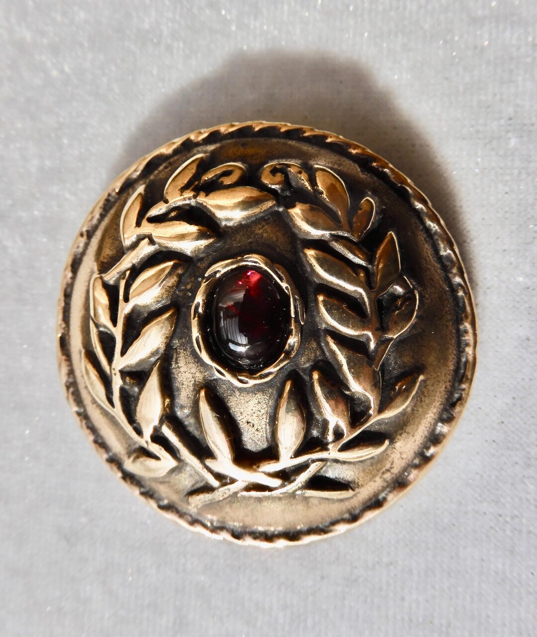 SCA Laurel Peerage Medallion in Bronze With Garnet - Etsy