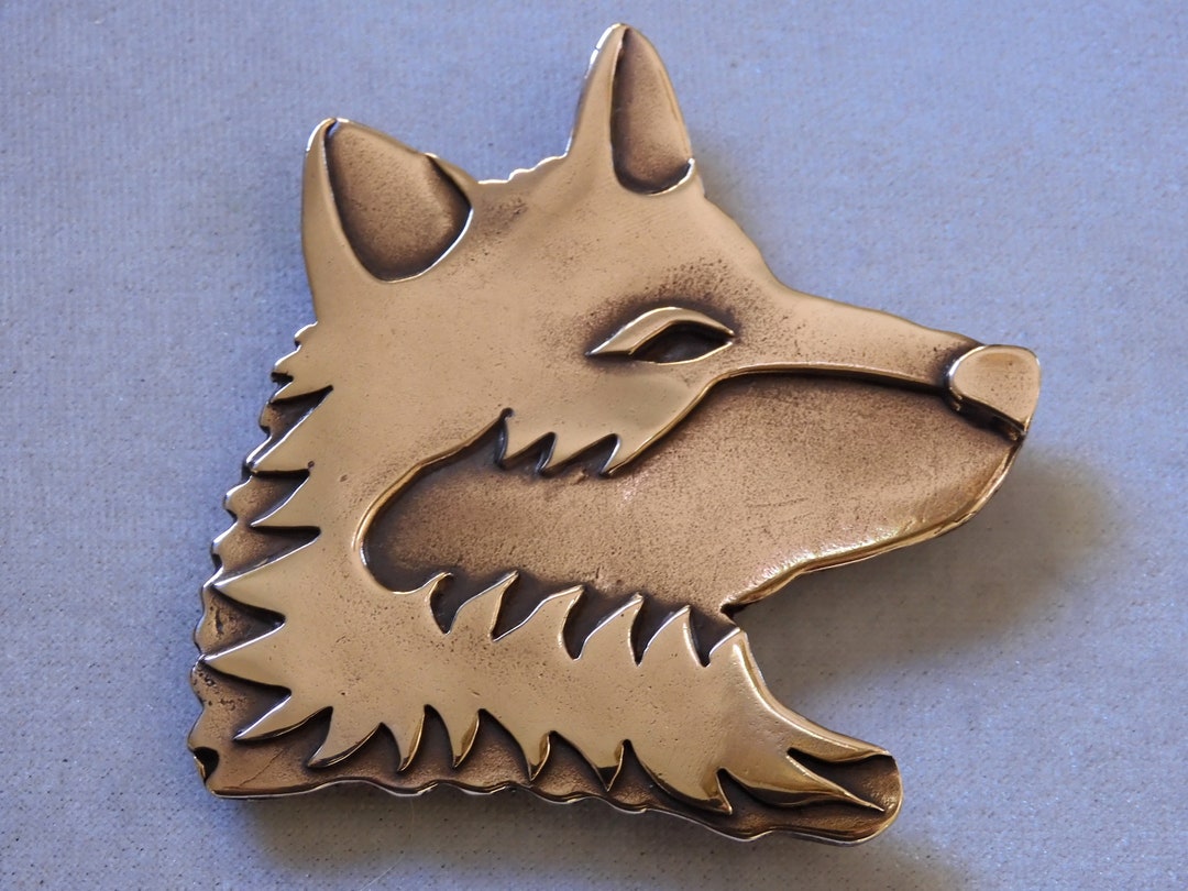 Large Wolf Head Cloak Clasp - Etsy