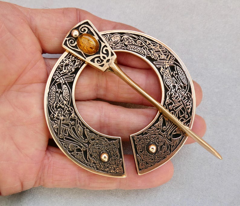 Cloak Clasp - Zoomorphic Pennanular Brooch With Baltic Amber - Etsy