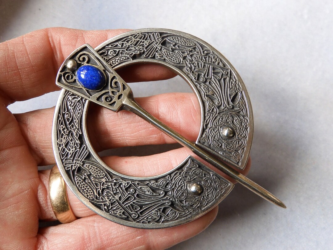 White Bronze Pennanular Brooch With Lapis - Etsy
