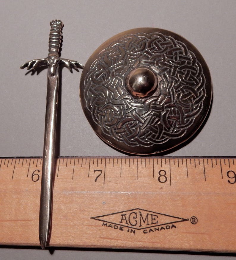 Sword & Shield Clasp - Etsy Canada