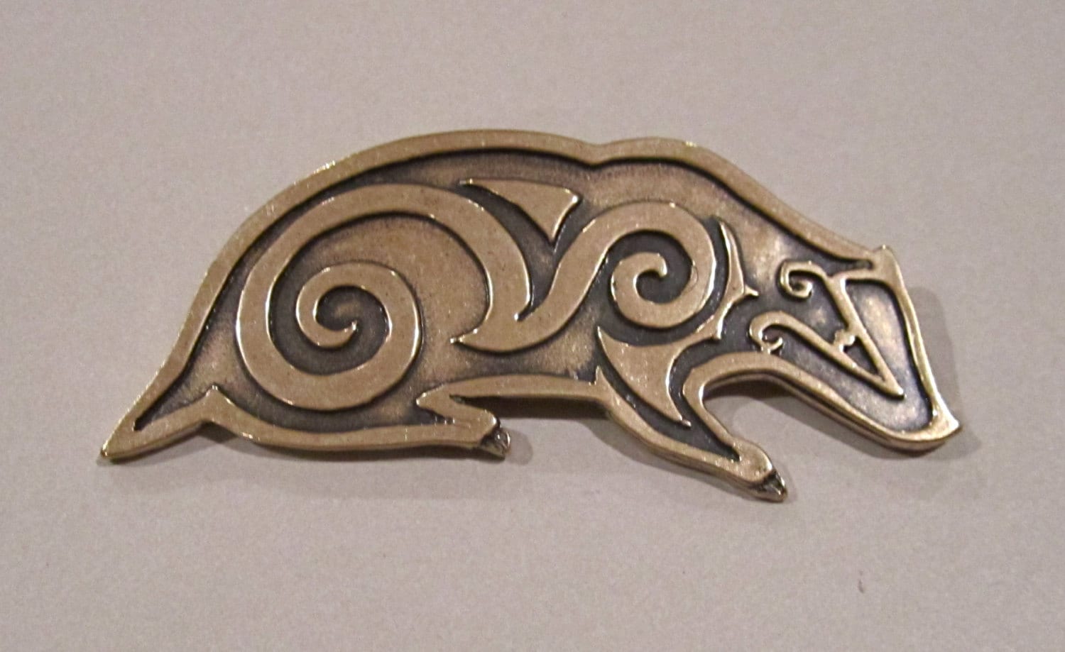 Large Badger Brooch or Pendant in Bronze - Etsy