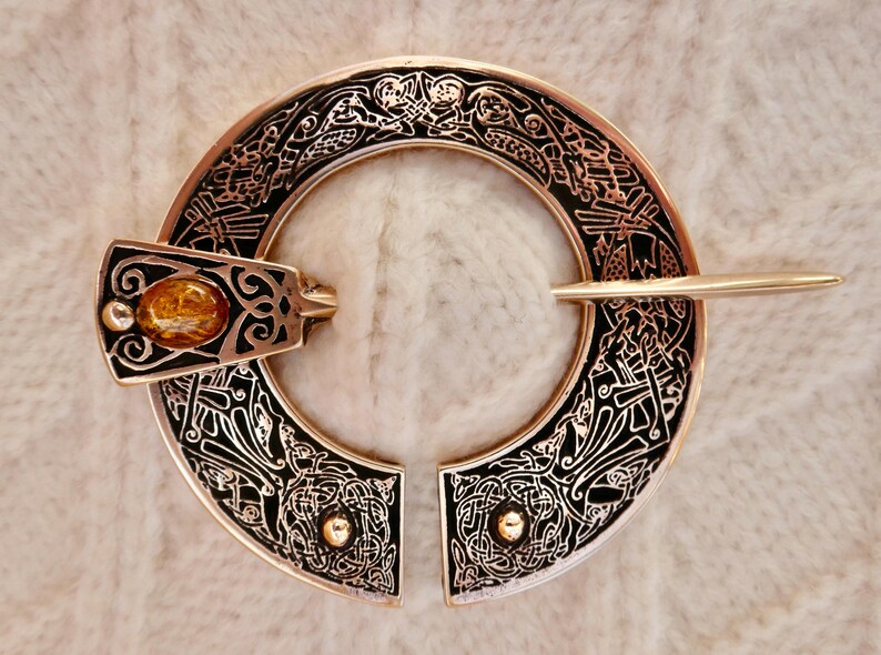 Cloak Clasp - Zoomorphic Pennanular Brooch With Baltic Amber - Etsy