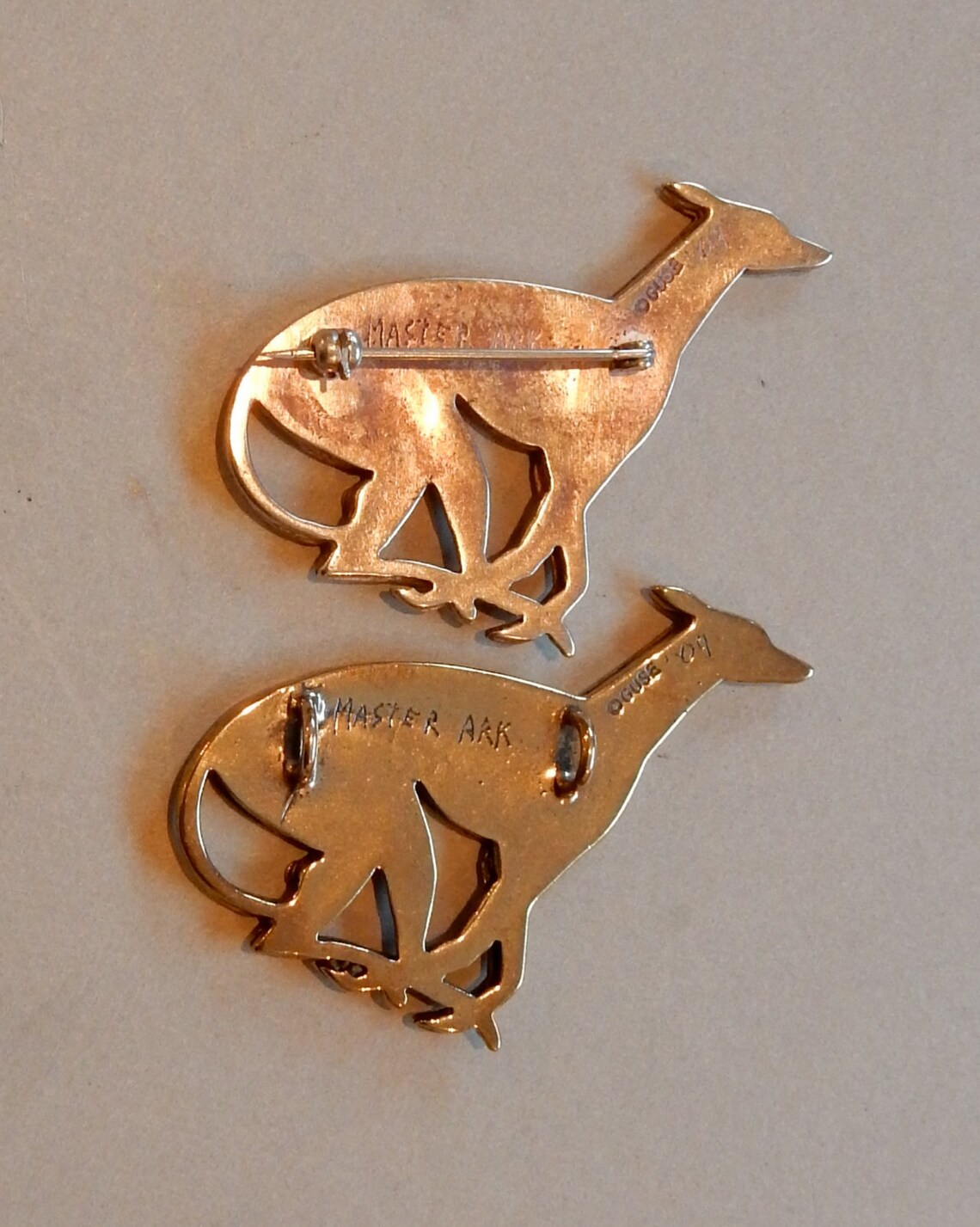 Greyhound Brooch or Pendant in Bronze - Etsy