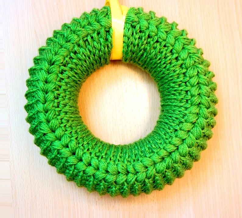 English+german Crochet Pattern. Crochet Door Wreath Pattern With a ...