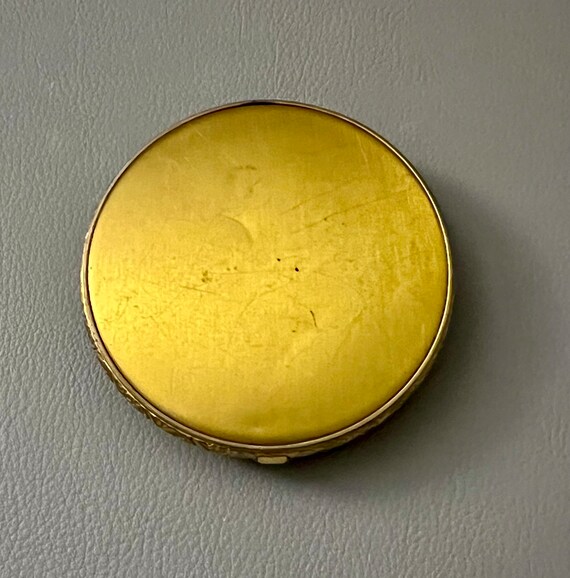 Vintage Brass Compact - 1940s Art Nouveau Vanity - An… - Gem