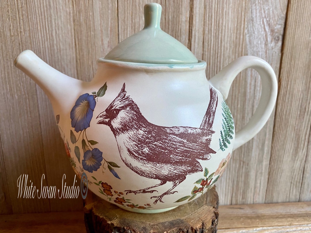 Handmade Cardinal Stoneware Teapot: Garden Theme Kitchen Decor - Etsy