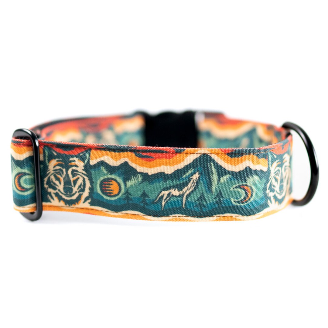 Desert Wolf Dog Collar Artist Collab - Etsy