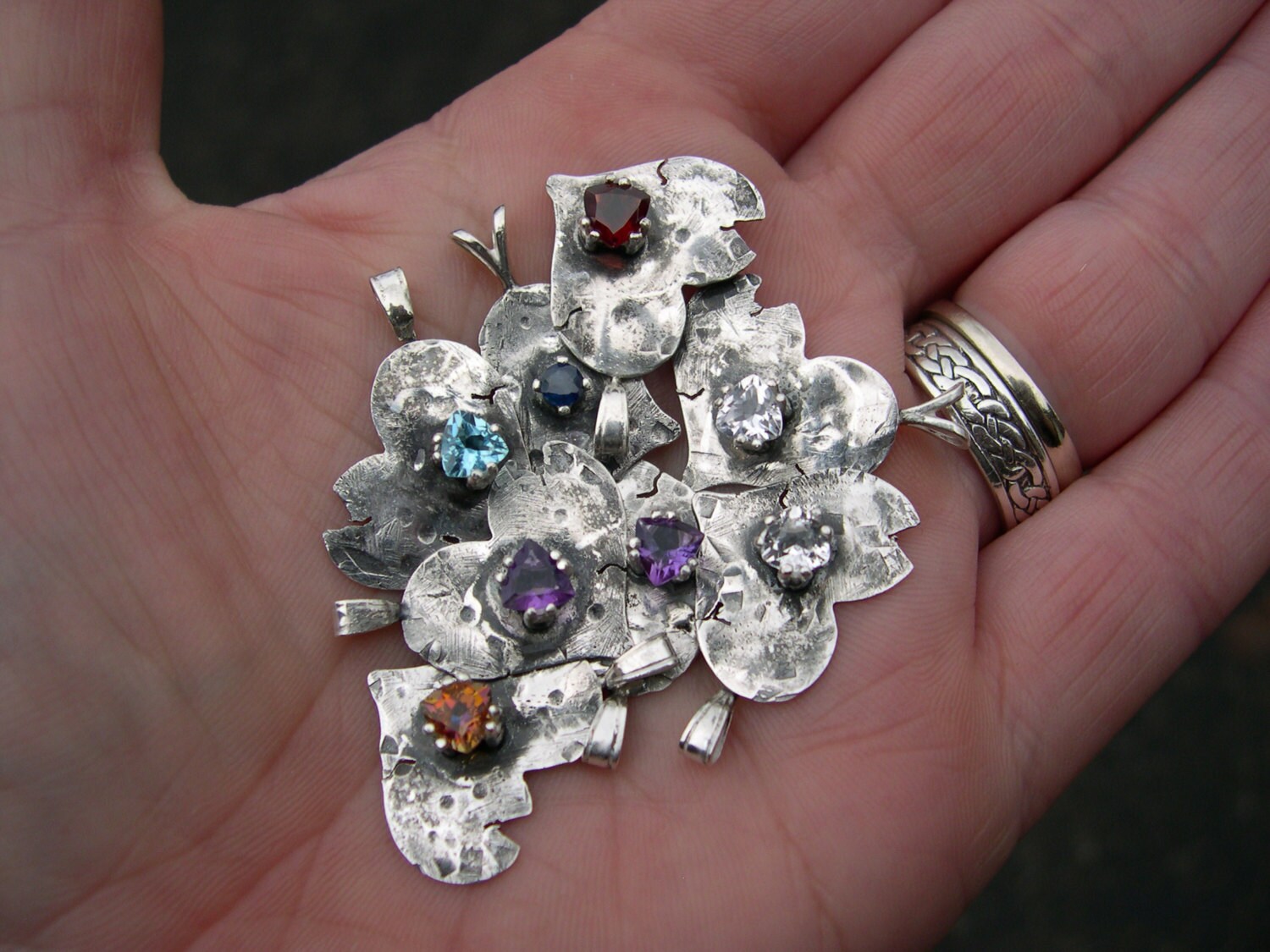 Peridot Trillion Broken Heart Adoption Pendant in .999 Fine - Etsy