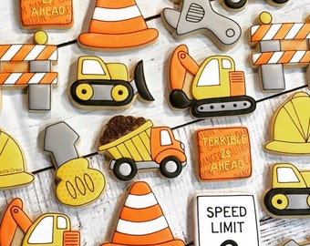 Construction Cookie Cutter Set Dump Truck, Bulldozer, Safety Cone ...