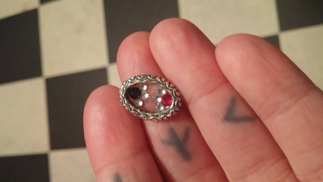 Black and Red Gem Bindi - Etsy