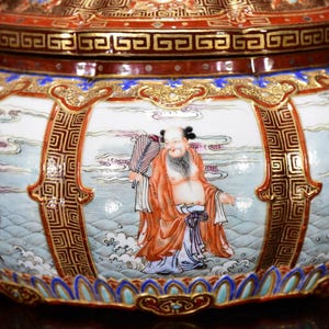 N6516 Chinese Gilt Gold Famille Rose Eight Taoism Deity Design ...