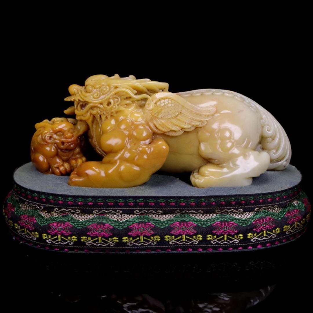 N8090 Vintage Chinese Shoushan Stone Carved Double Beast Statue W Box ...