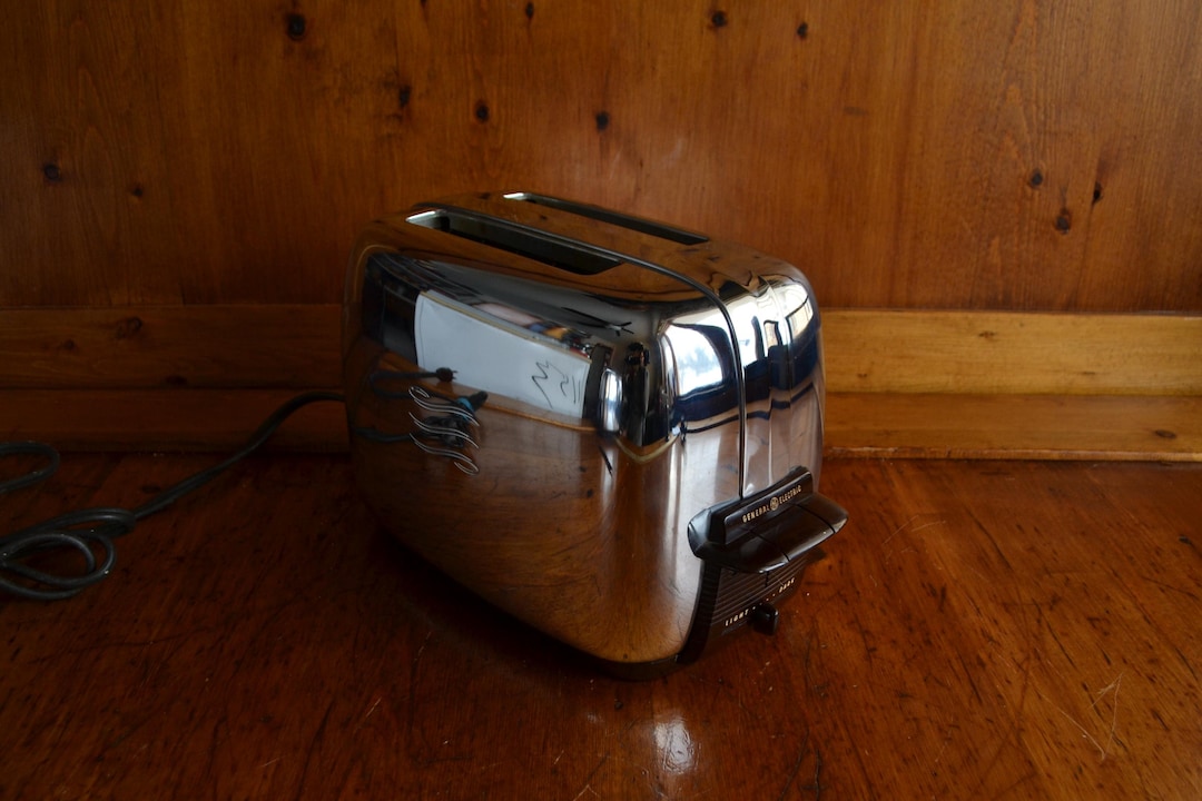 Vintage General Electric Automatic Pop-up Toaster in Excellent ...