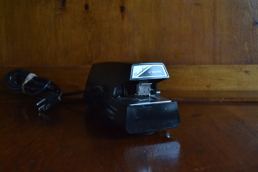 Swingline Model 67 Automatic Electric Stapler With Adjustable Depth ...