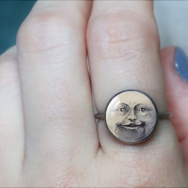 Moon Face Ring - Etsy