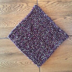 Simple Square Table Scarf -- a Loom Knit Pattern - Etsy Canada