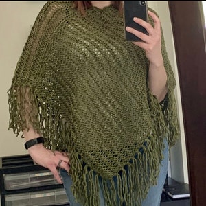 Magpie Poncho -- a Loom Knit Pattern - Etsy