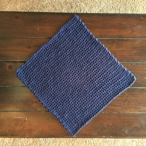 Simple Square Table Scarf -- a Loom Knit Pattern - Etsy Canada