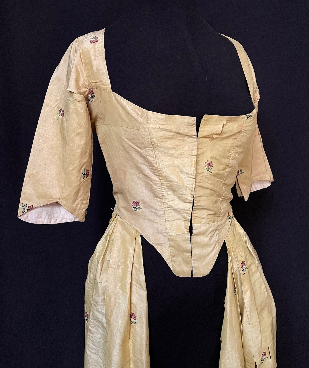 Embroidered Silk Bodice and Skirt Antique Corset 18th Century Original ...