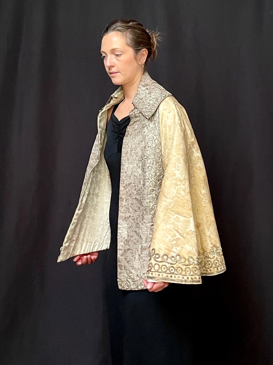 Early Antique Cape Silk Brocade Lamé Cape Antique Collectible Textile ...