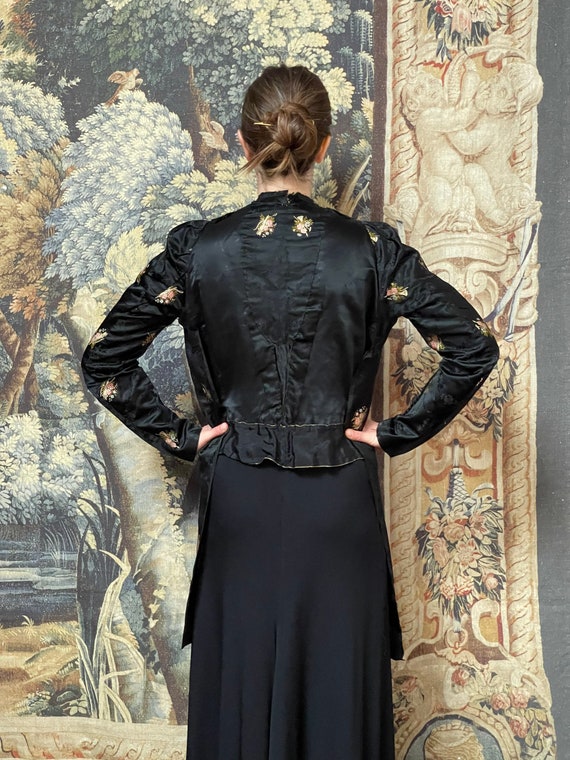 Victorian Silk Jacket 18th Century Silk Brocade Texti… - Gem