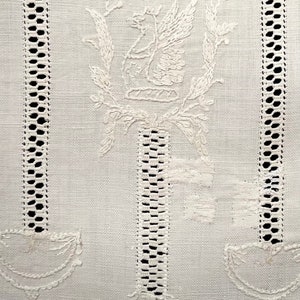 Antique Embroidered Textile Silk Embroidered Linen Pelmet Collectable ...