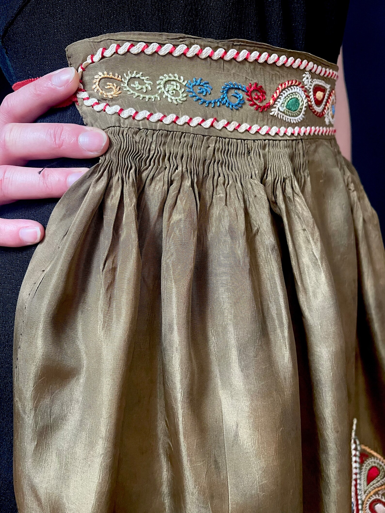 Traditional Folk Costume Apron Embroidered Silk Apron 1900 Eastern ...