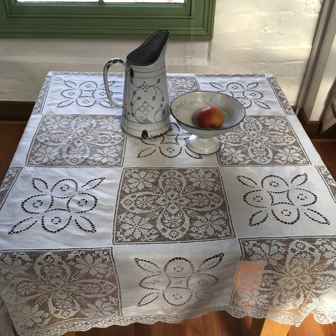 White Vintage Lace Table Cloth Antique Table Linen Lace Linen Table ...