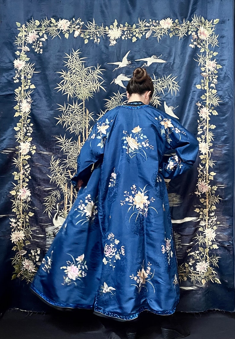 Antique Silk Coat Robe Chinese Robe Study Piece Costume History ...