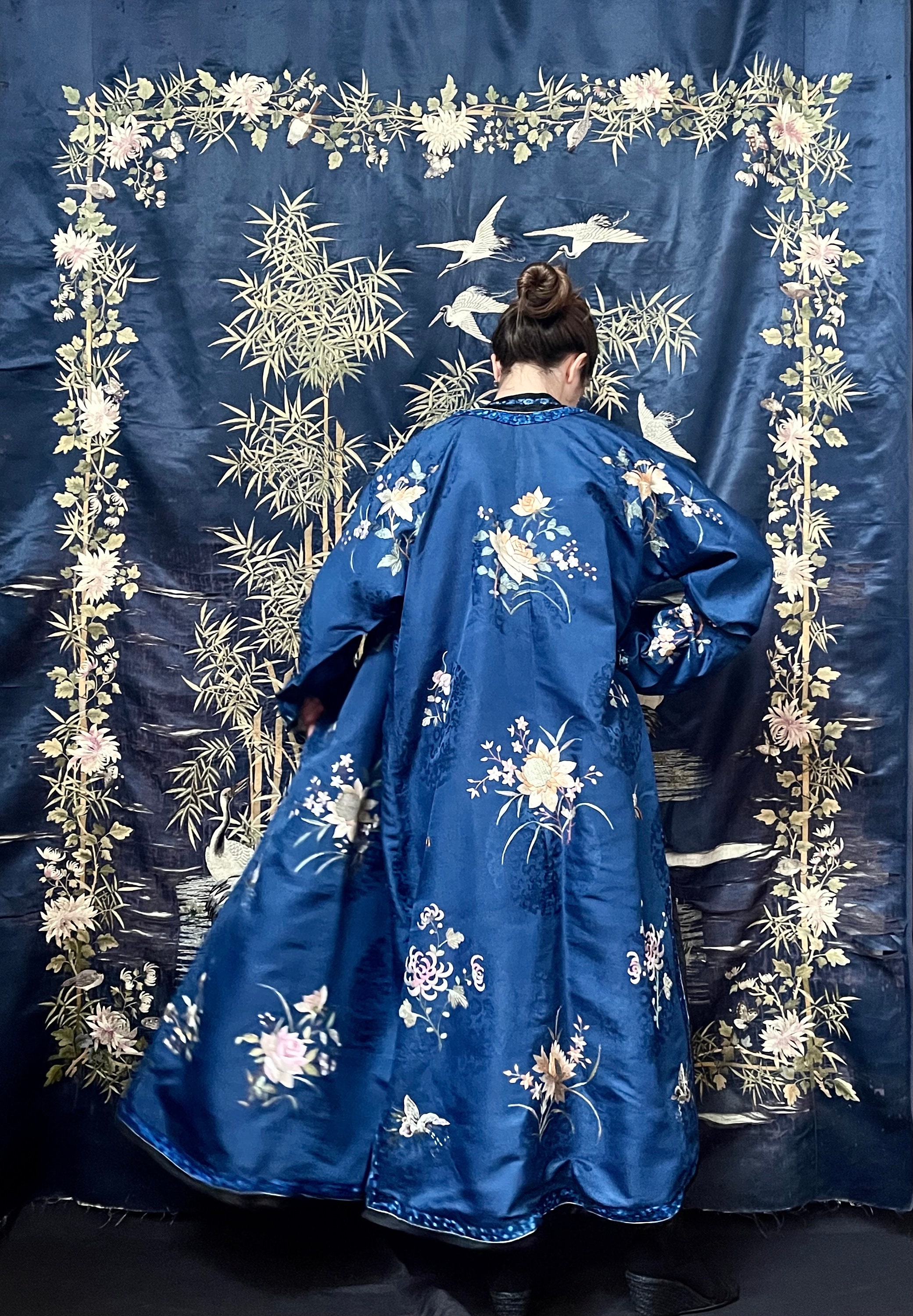 Antique Silk Coat Robe Chinese Robe Study Piece Costume History ...